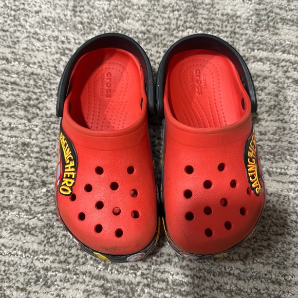 CROCS | Shoes | Cars Racing Hero Lightning Mcqueen Crocs Light Up ...